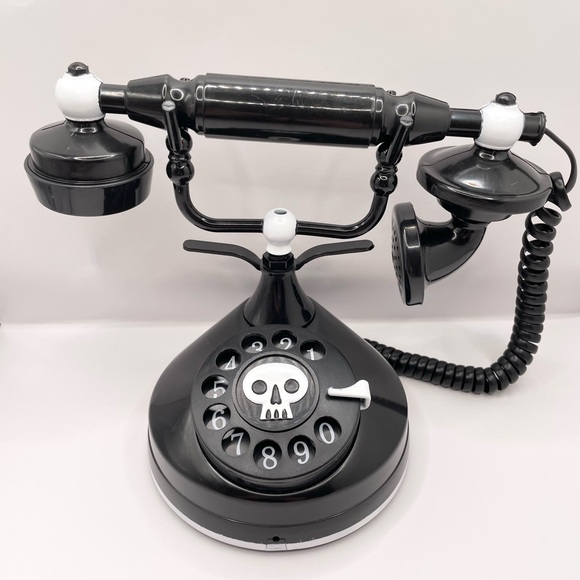 Hyde & EEK! | Accents | Spooky Talking Rotary Dial Phone | Poshmark